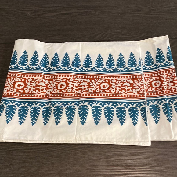 Cost Plus World Market | Dining | World Market Table Runner Offwhite ...